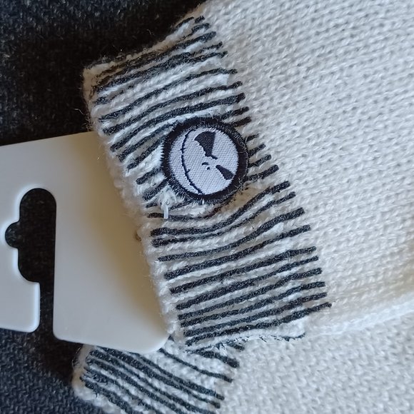 Disney | Accessories | Htf Disneyland Jack Skellington Fingerless ...